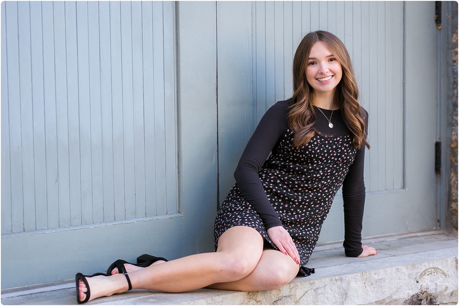 Stone Arch Bridge | Leslie Larson Photography | Senior Photography ...